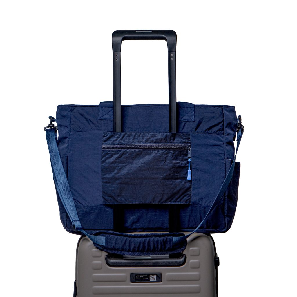 Callie Navy – Wallts